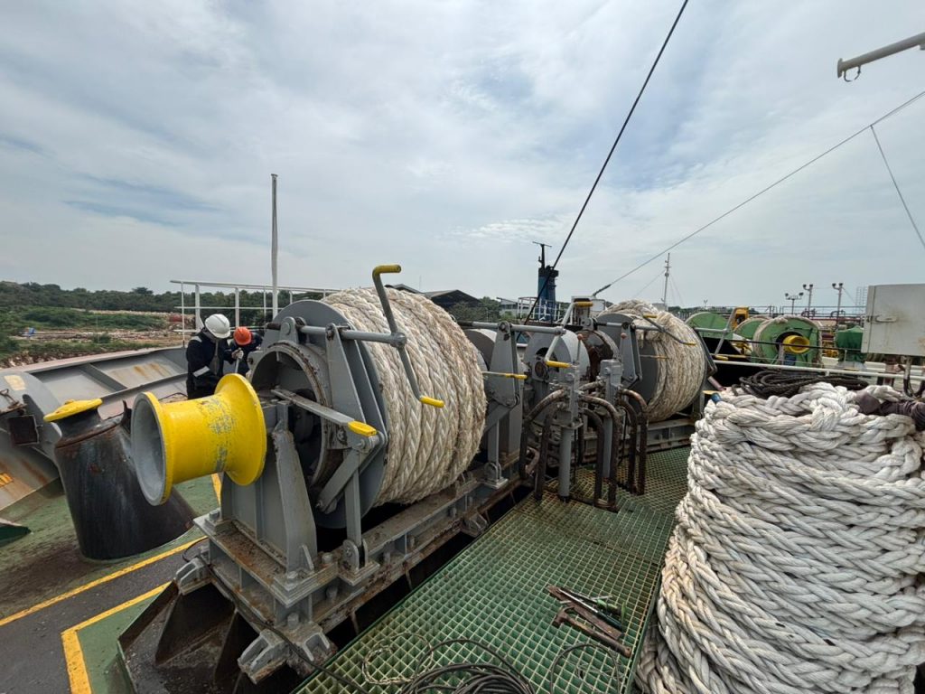 Windlass Kapal: Fungsi, Jenis, dan Cara Kerjanya - PT Dok Pantai Lamongan